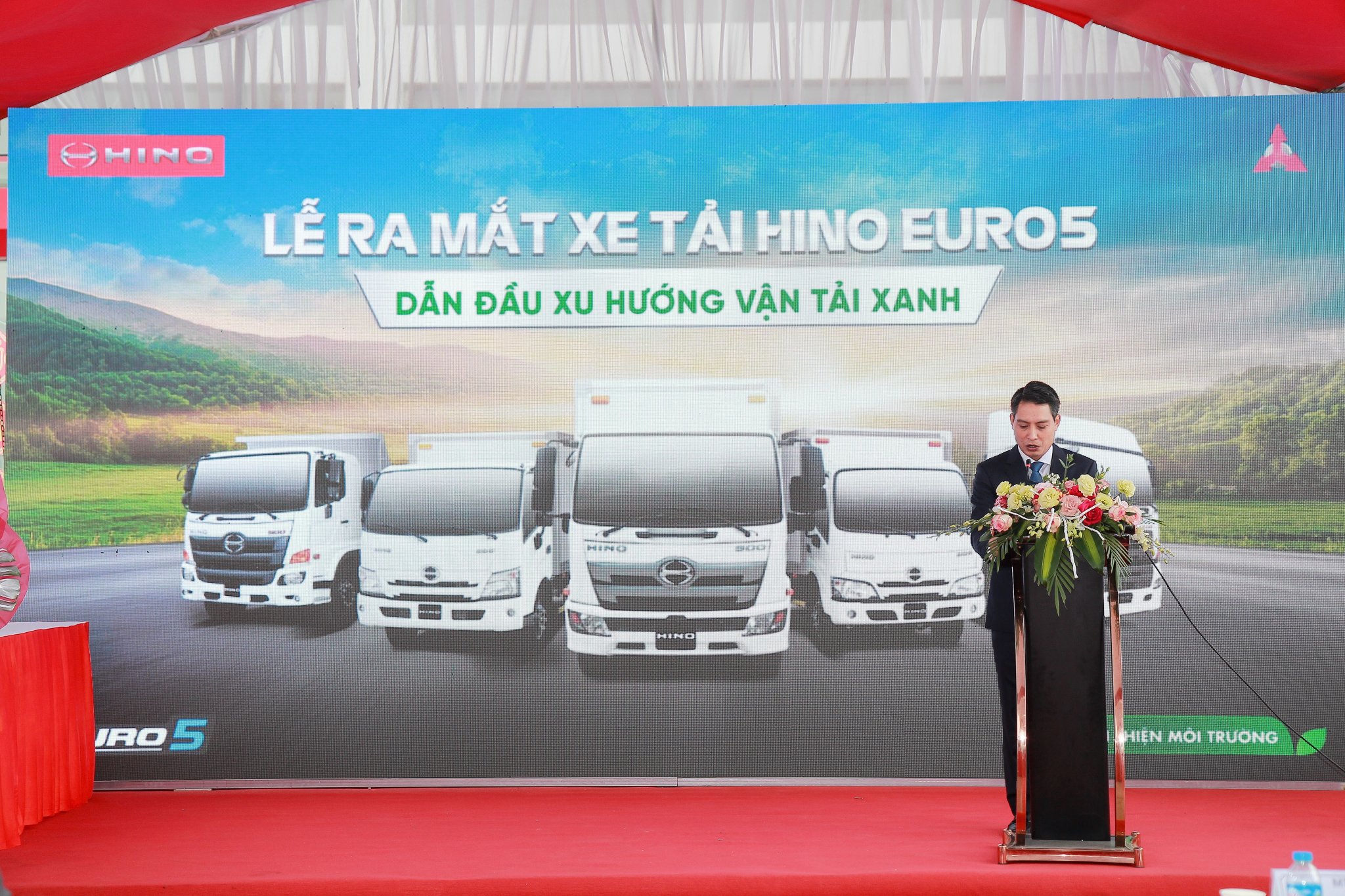 HINO MOTORS VIETNAM | truck, 300 Series, 500 Series, 700 Series, hino ...